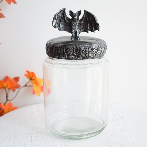 Accents | Glass Jar With Resin Vampire Bat Topper Lid Gothic Spooky ...